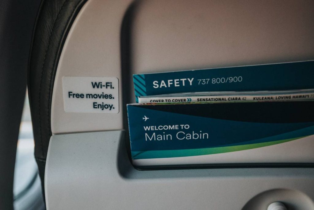 What to Take Out at Airport Security (2022 TSA Guide)