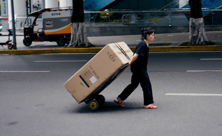 Can You Use a Cardboard Box as Checked Luggage? | CJ